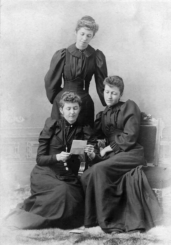 Langridge sisters – 3/19/23 – Olympia Historical Society and Bigelow ...